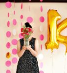25 Easy DIY Backdrop Ideas for Photography ⋆ DIY Crafts