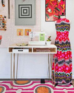 25 Homemade DIY Sewing Table Plans and Ideas