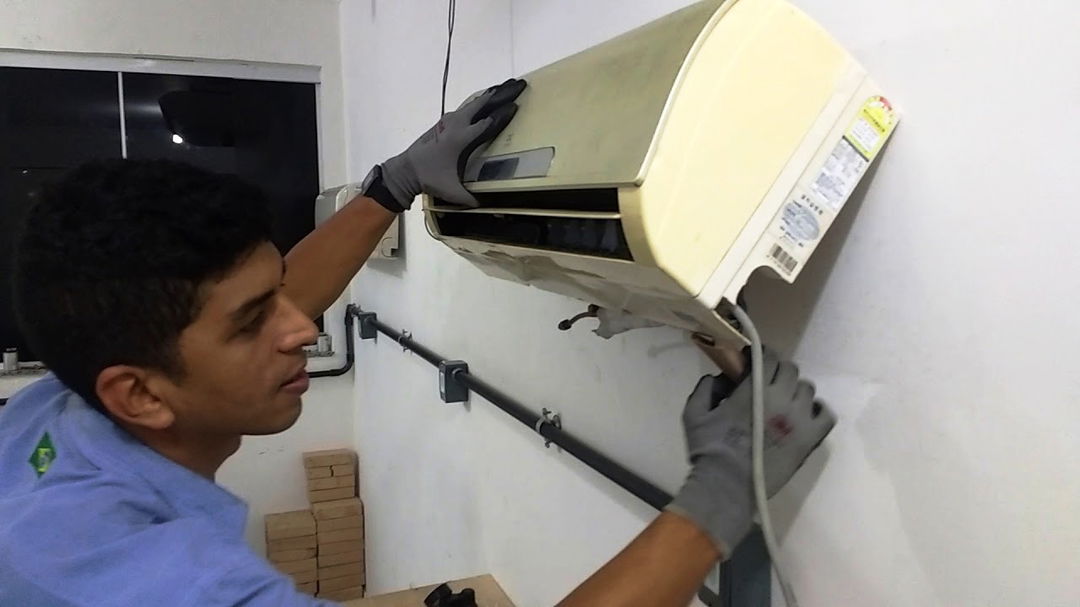 How to Clean Your Indoor AC Unit