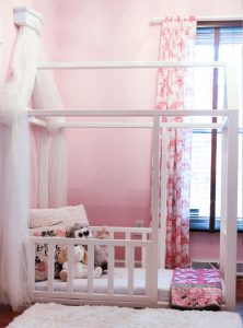10 Easy DIY Toddler Bed Ideas (Free Plans) - DIY Crafts