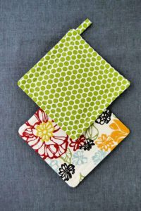 25 Free Potholder Patterns to Sew - DIY Crafts
