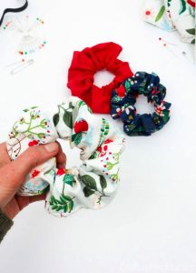 25 DIY Scrunchie Patterns to Make Your Own Scrunchies