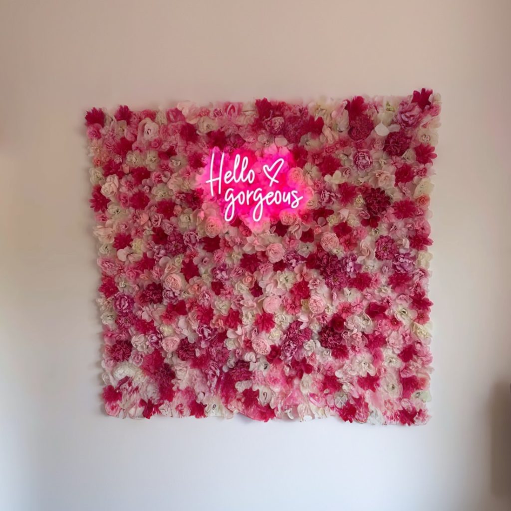 Adorable DIY Flower Wall