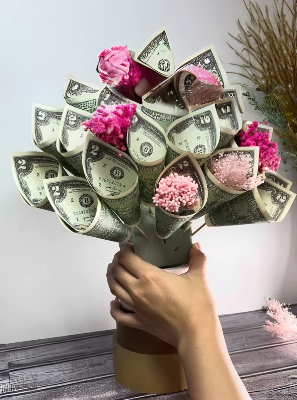 DIY Money Bouquet: How to Make a Money Flower Bouquet