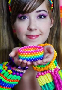 How to Make a Kandi Cuff: Simple Kandi Bracelet Tutorial