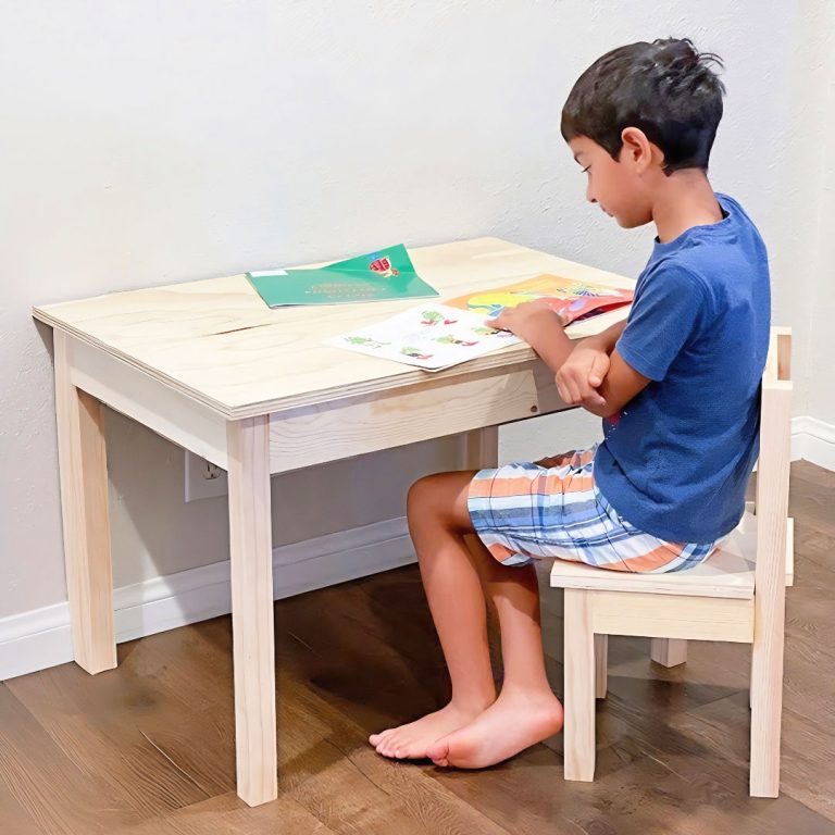 DIY Kids Desk with Free Plans