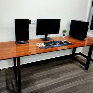 DIY Gaming Desk: 5 Steps (with Video Tutorial)