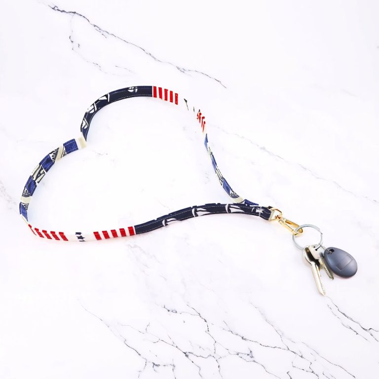 How to Make a Lanyard Easily at Home